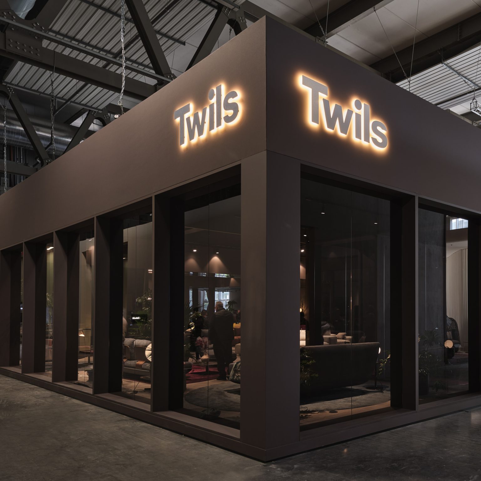 Padded beds, fabric beds, sofas and textiles | Twils