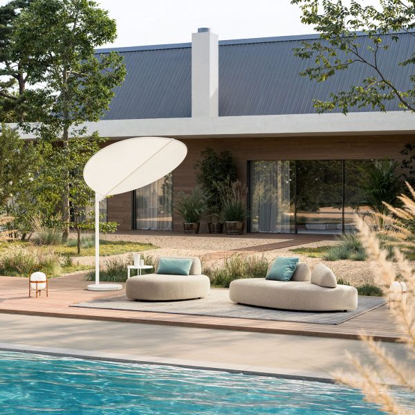 Kamari Island - Twils